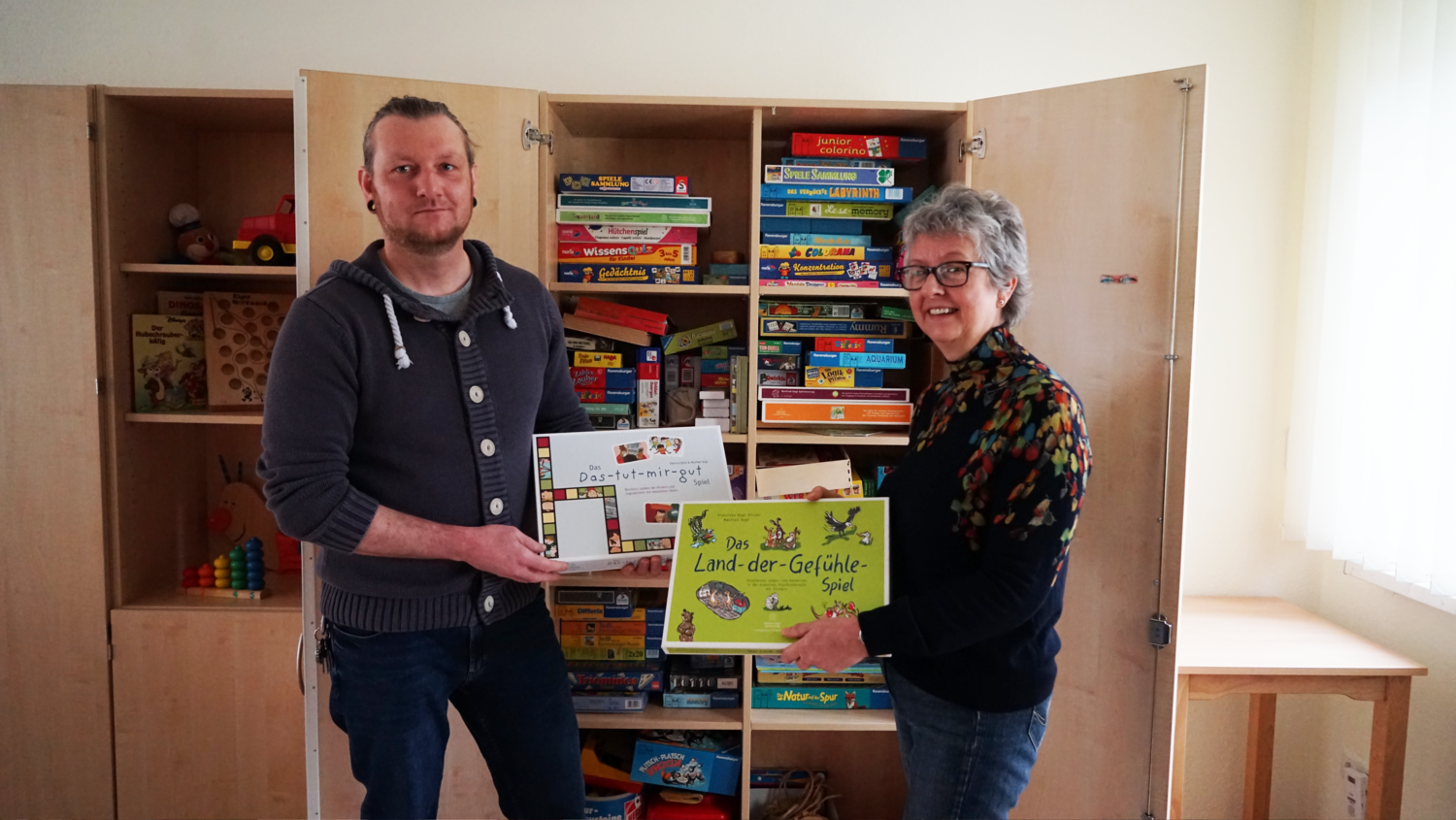 Ohrring, Zopf und – Tattoo? – PSW GmbH Sachsen-Anhalt